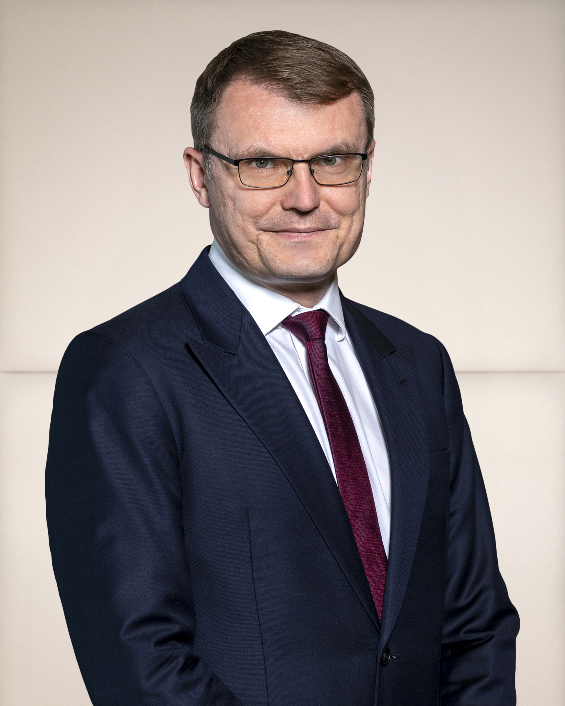 Piotr Giemza-Popowski - Arendt