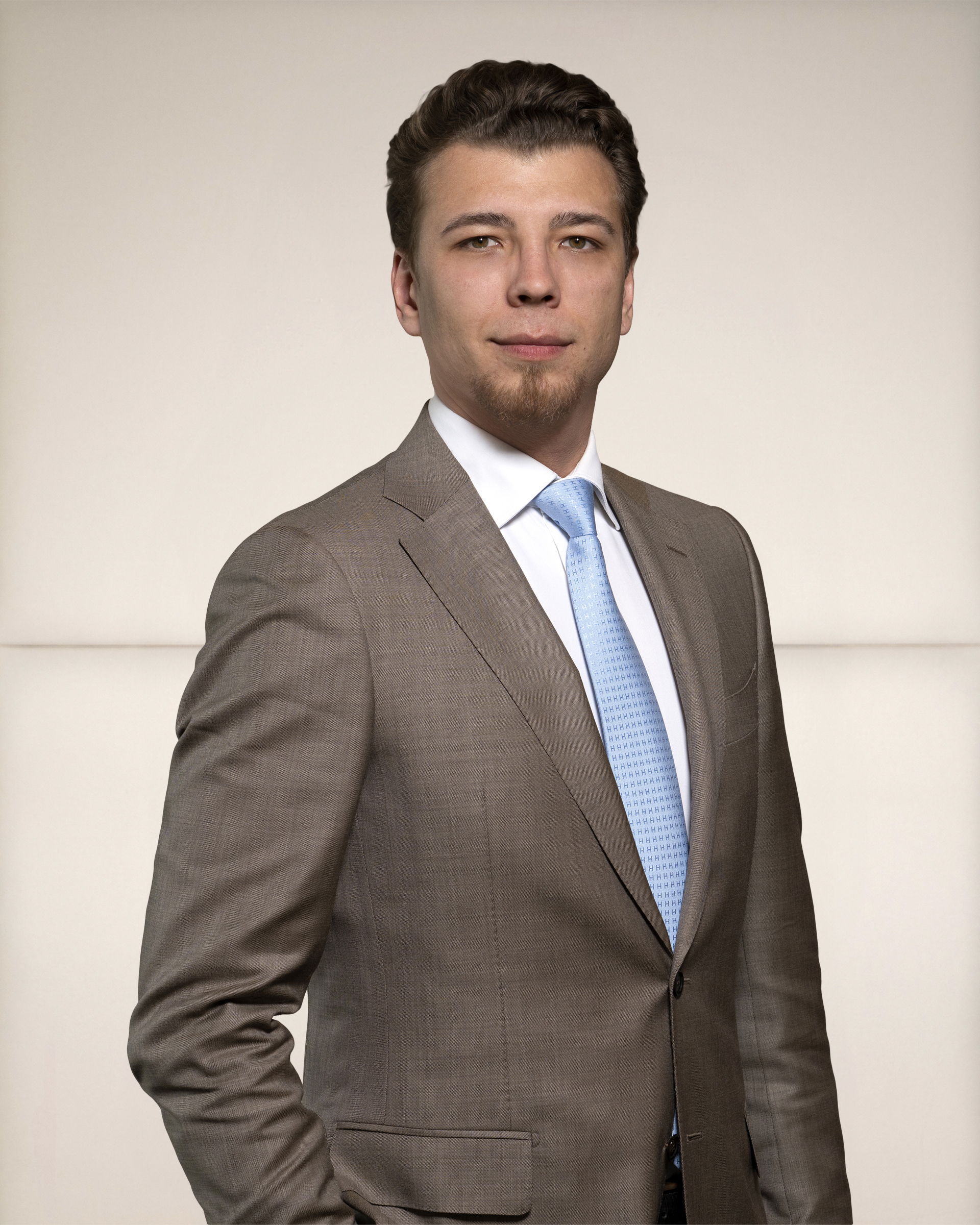Danil Nikolaev - Arendt